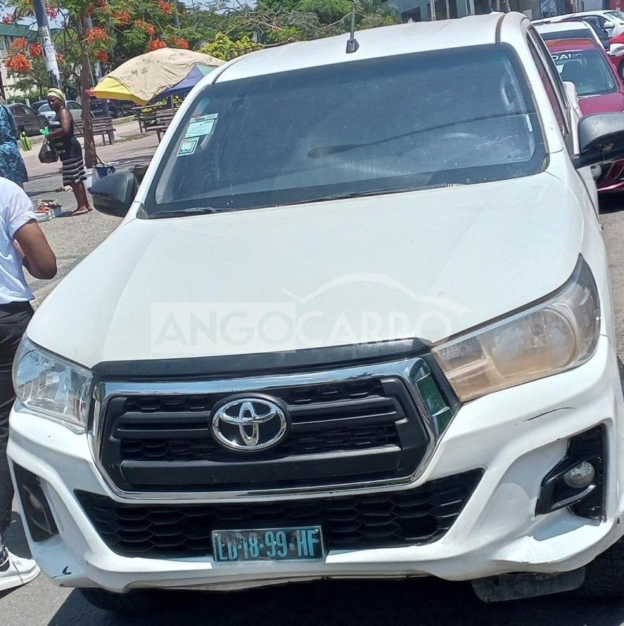 Toyota Hilux 2019 (Diesel) - Angocarro