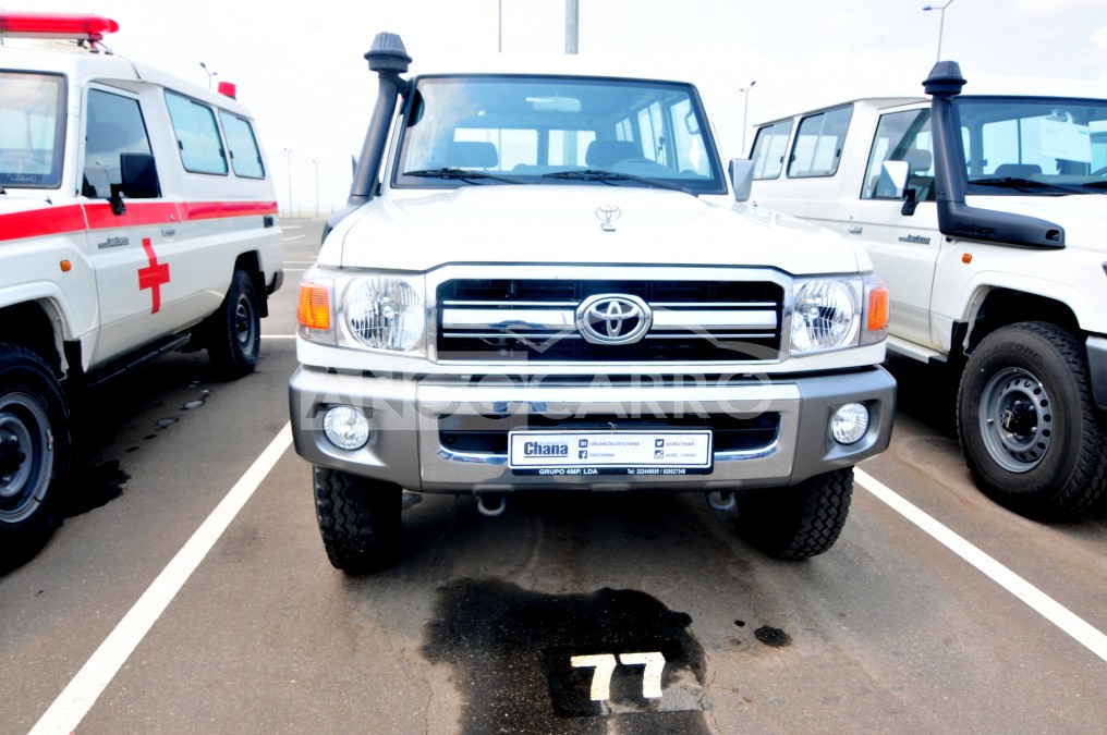 Toyota HZ 2015 (Diesel) - Angocarro