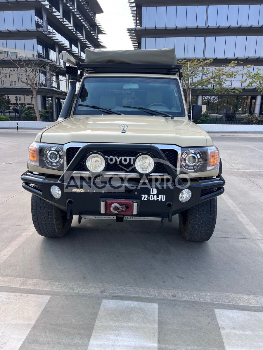 Toyota HZ 2015 (Gasolina) - Angocarro