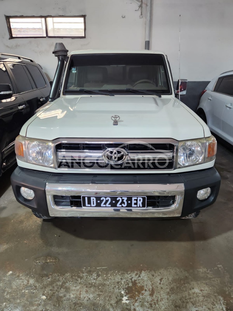 Toyota LX 10 2014 (Diesel) - Angocarro