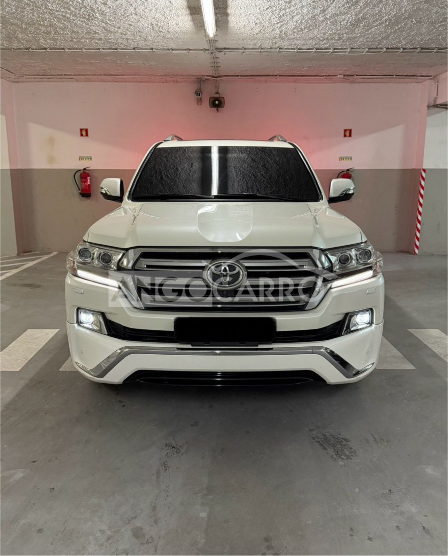 Toyota Land Cruiser 2018 (Gasolina) - Angocarro