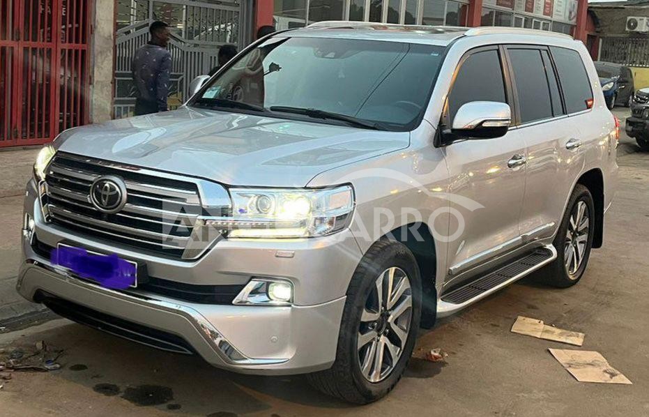 Toyota Land Cruiser 2020 (Gasolina) - Angocarro