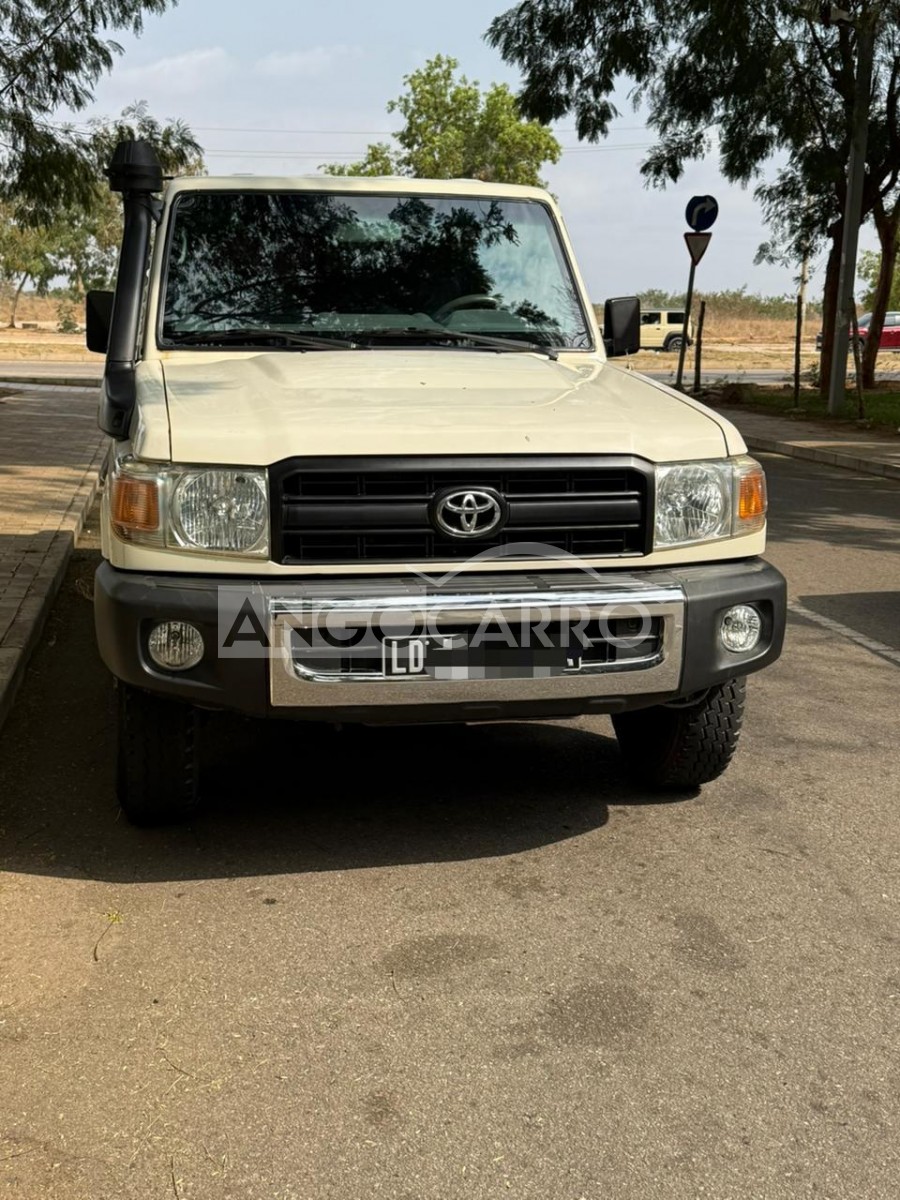 Toyota HZ 2021 (Diesel) - Angocarro