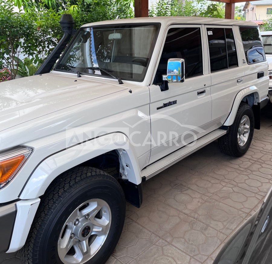 Toyota LX 10 2022 (Diesel) - Angocarro