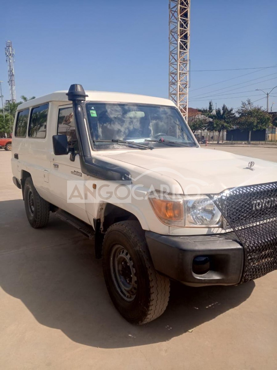 Toyota LX 10 2015 (Diesel) - Angocarro