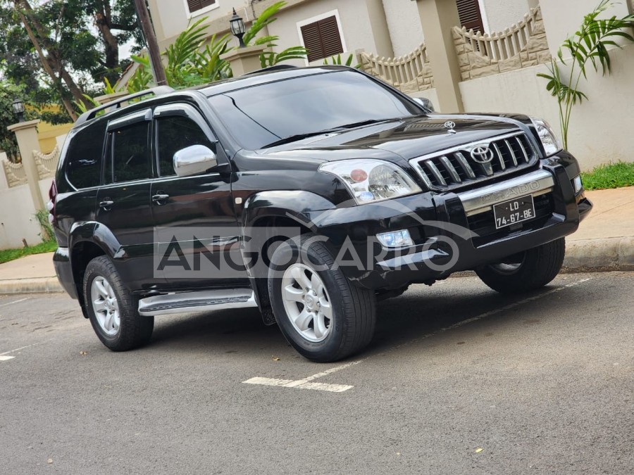 Toyota Prado 2011 (Diesel) - Angocarro