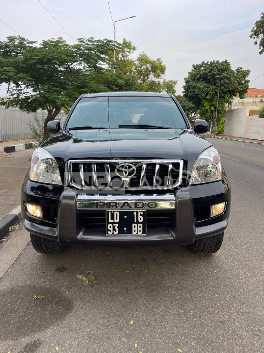 Toyota Prado 2011 (Diesel) - Angocarro