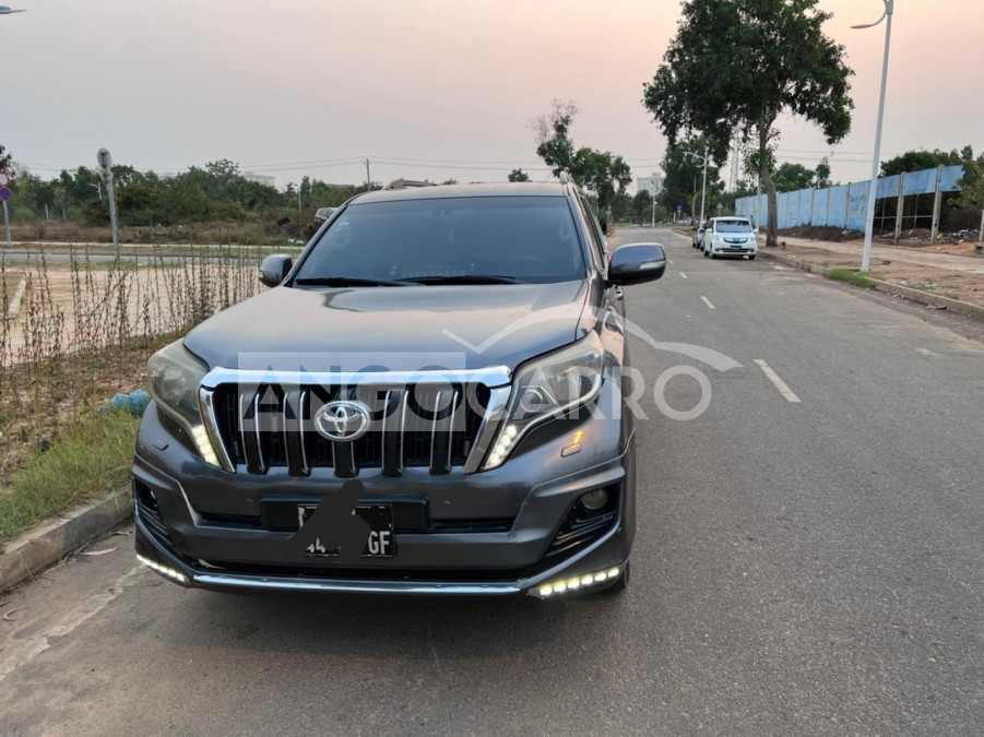 Toyota Prado 2015 (Diesel) - Angocarro