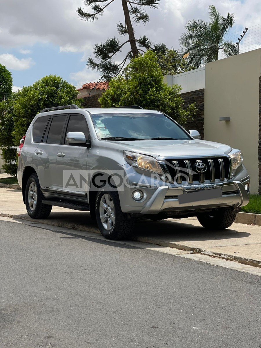 Toyota Prado 2016 (Gasolina) - Angocarro