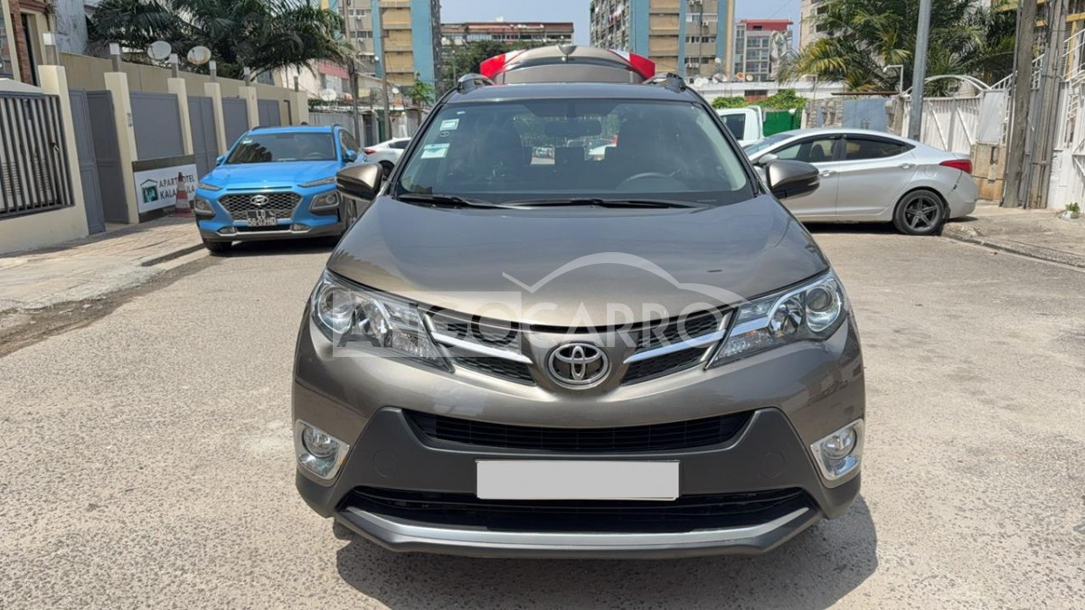 Toyota RAV4 2015 (Gasolina) - Angocarro