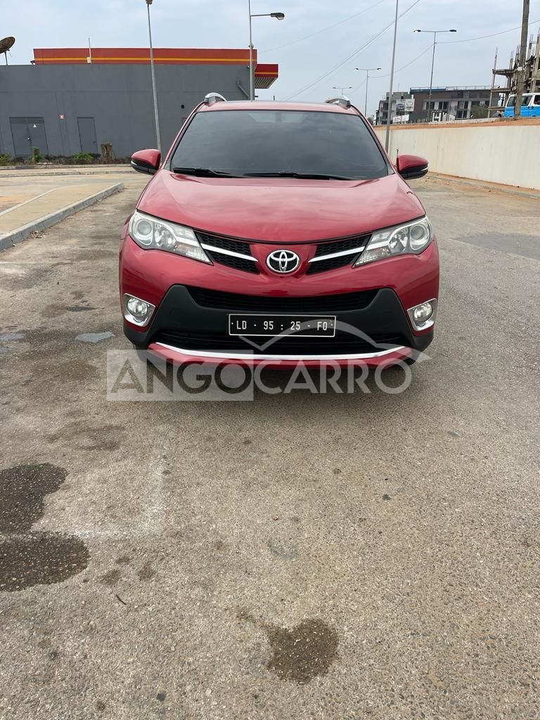 Toyota RAV4 2015 (Gasolina) - Angocarro