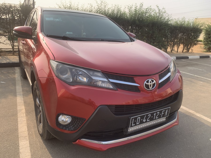 Toyota RAV4 2015 (Gasolina) - Angocarro