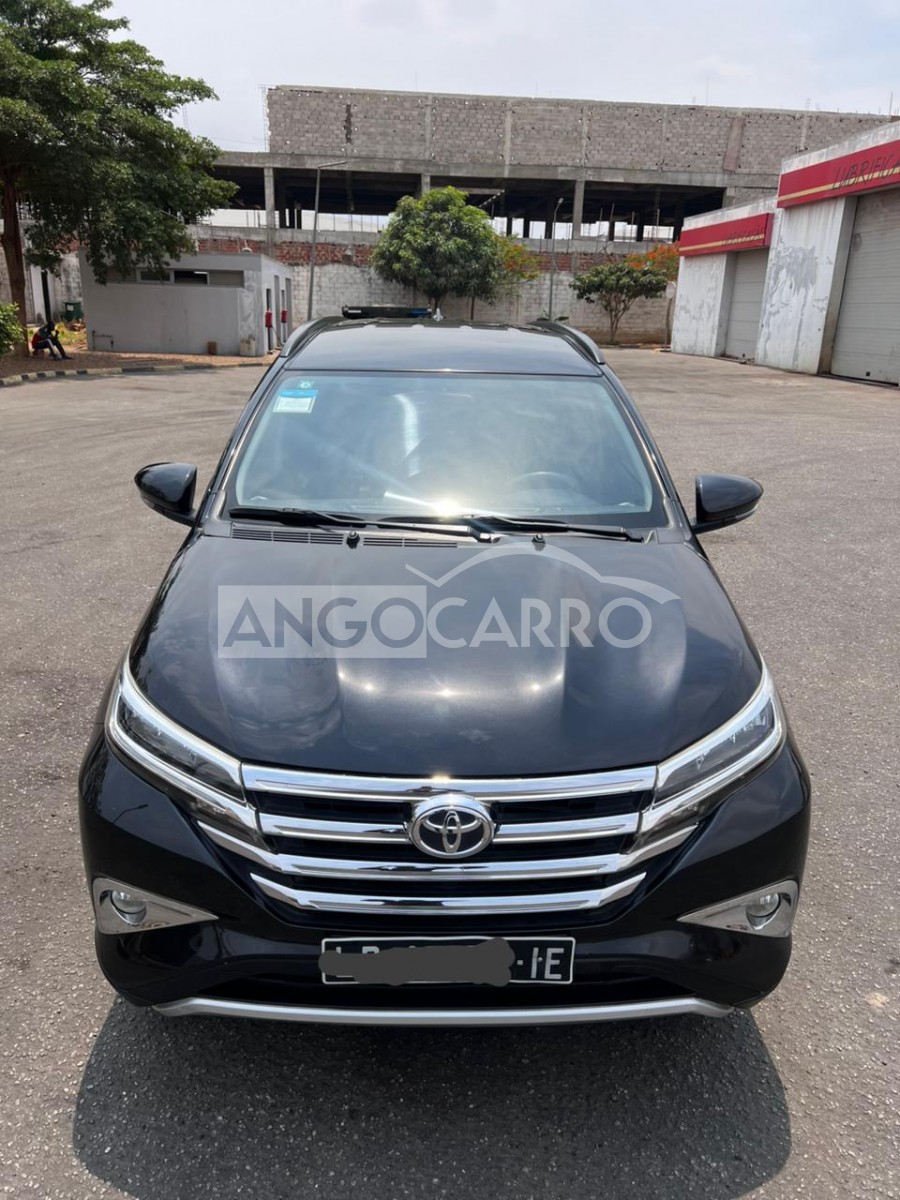 Toyota Rush 2023 (Gasolina) - Angocarro