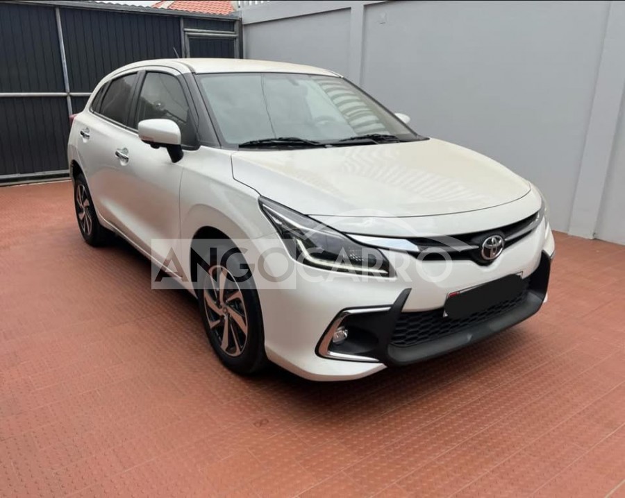 Toyota Starlet 2024 (Gasolina) - Angocarro