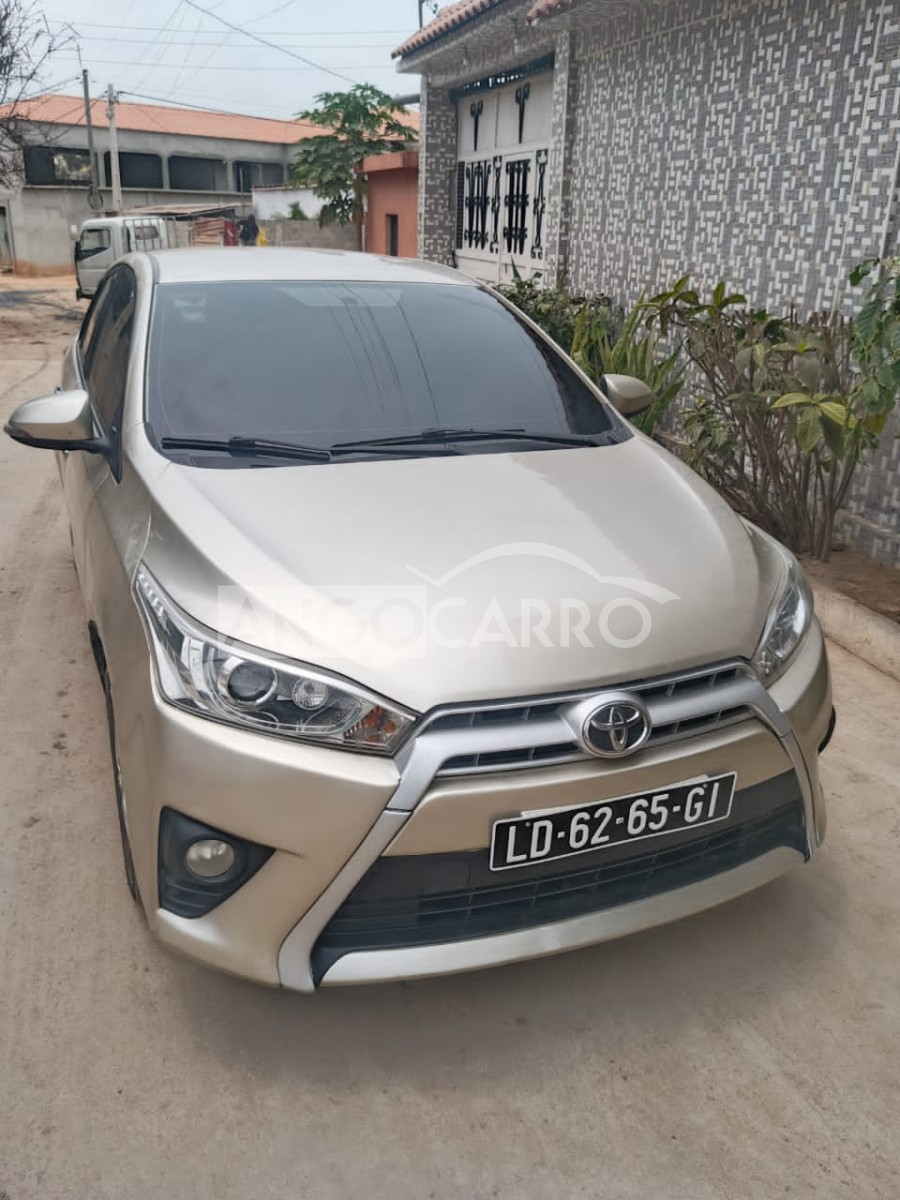 Toyota Yaris 2016 (Gasolina) - Angocarro