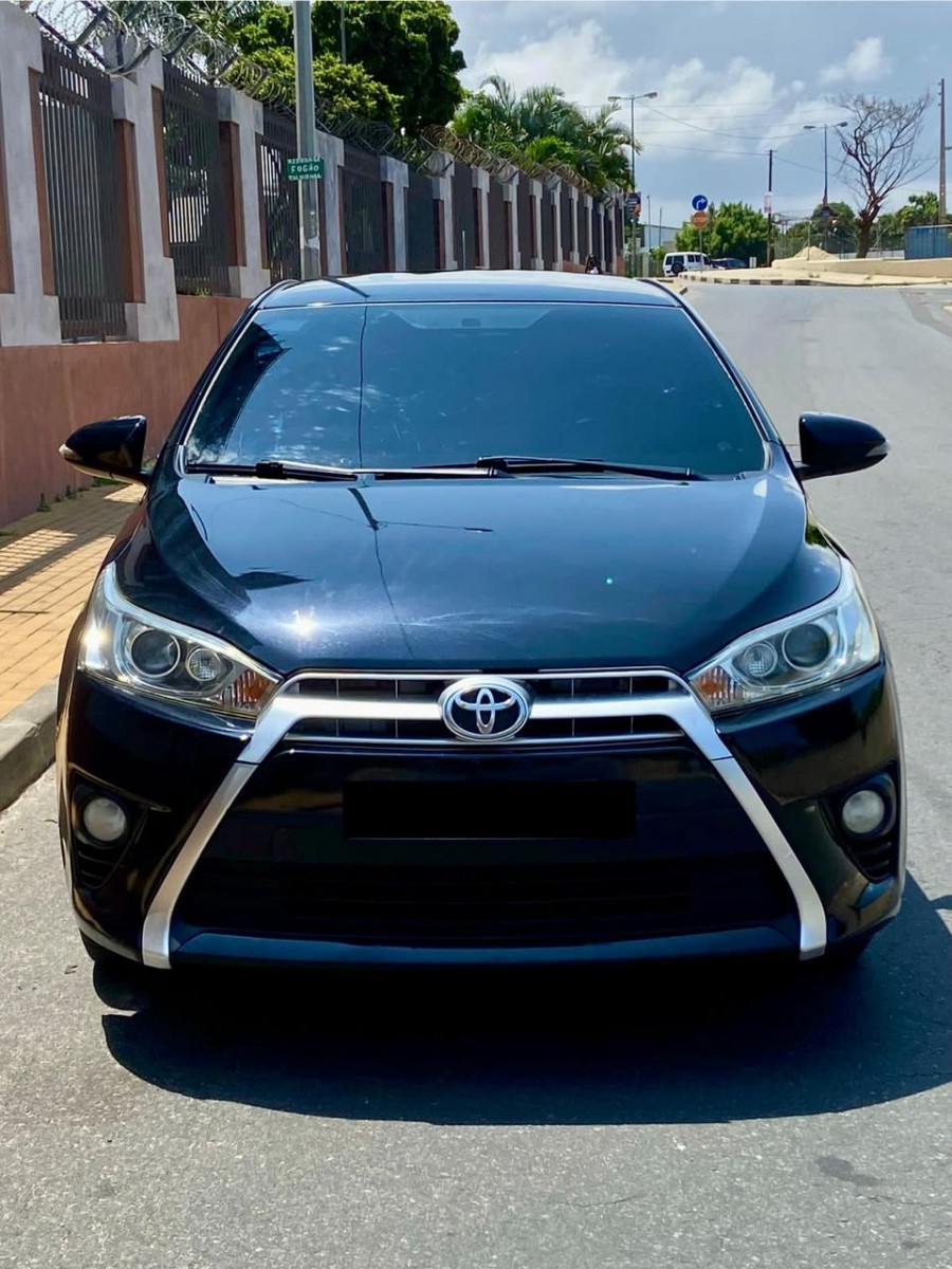 Toyota Yaris 2016 (Gasolina) - Angocarro