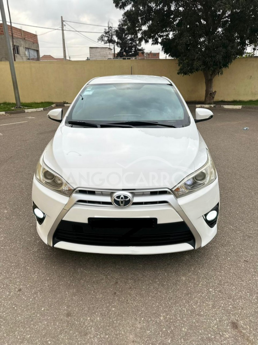 Toyota Yaris 2016 (Gasolina) - Angocarro