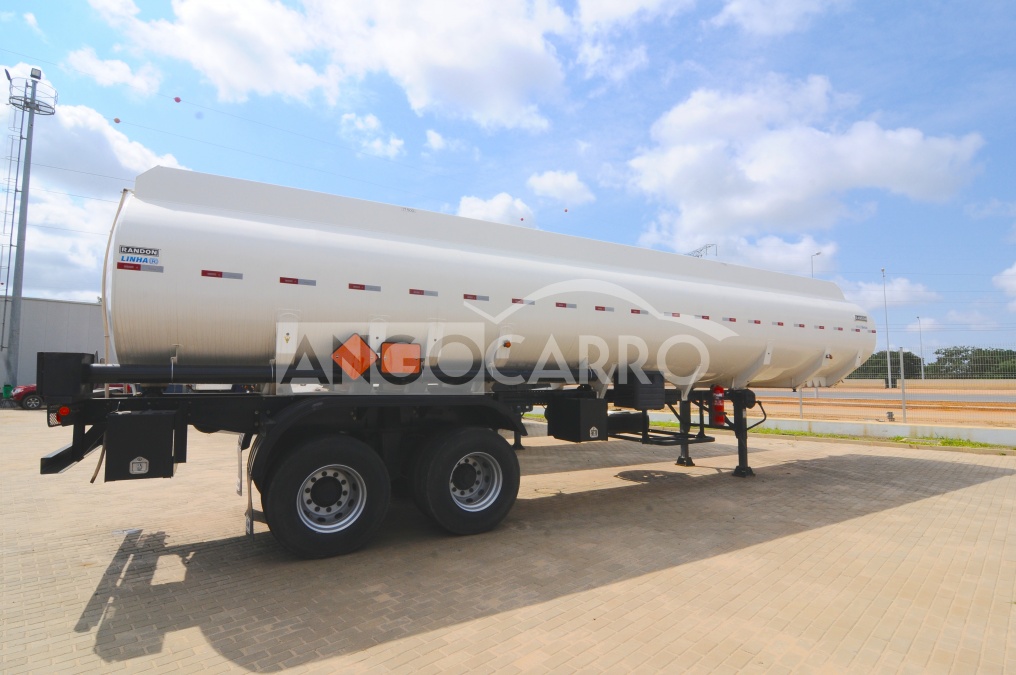 Volvo Semi-reboque cisterna de combustível (Outro) - Angocarro